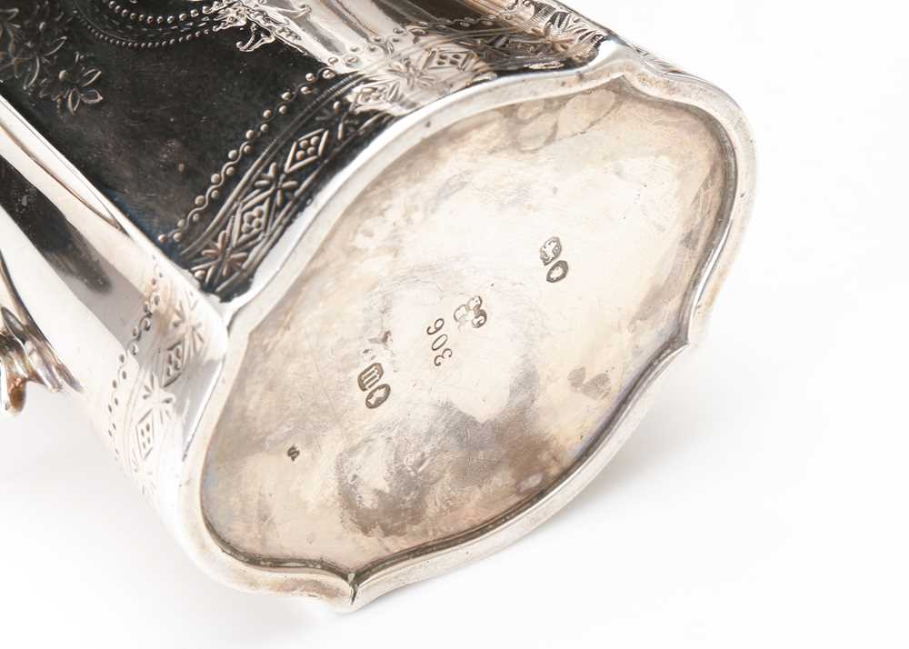 Lot 435 - A Victorian antique sterling silver