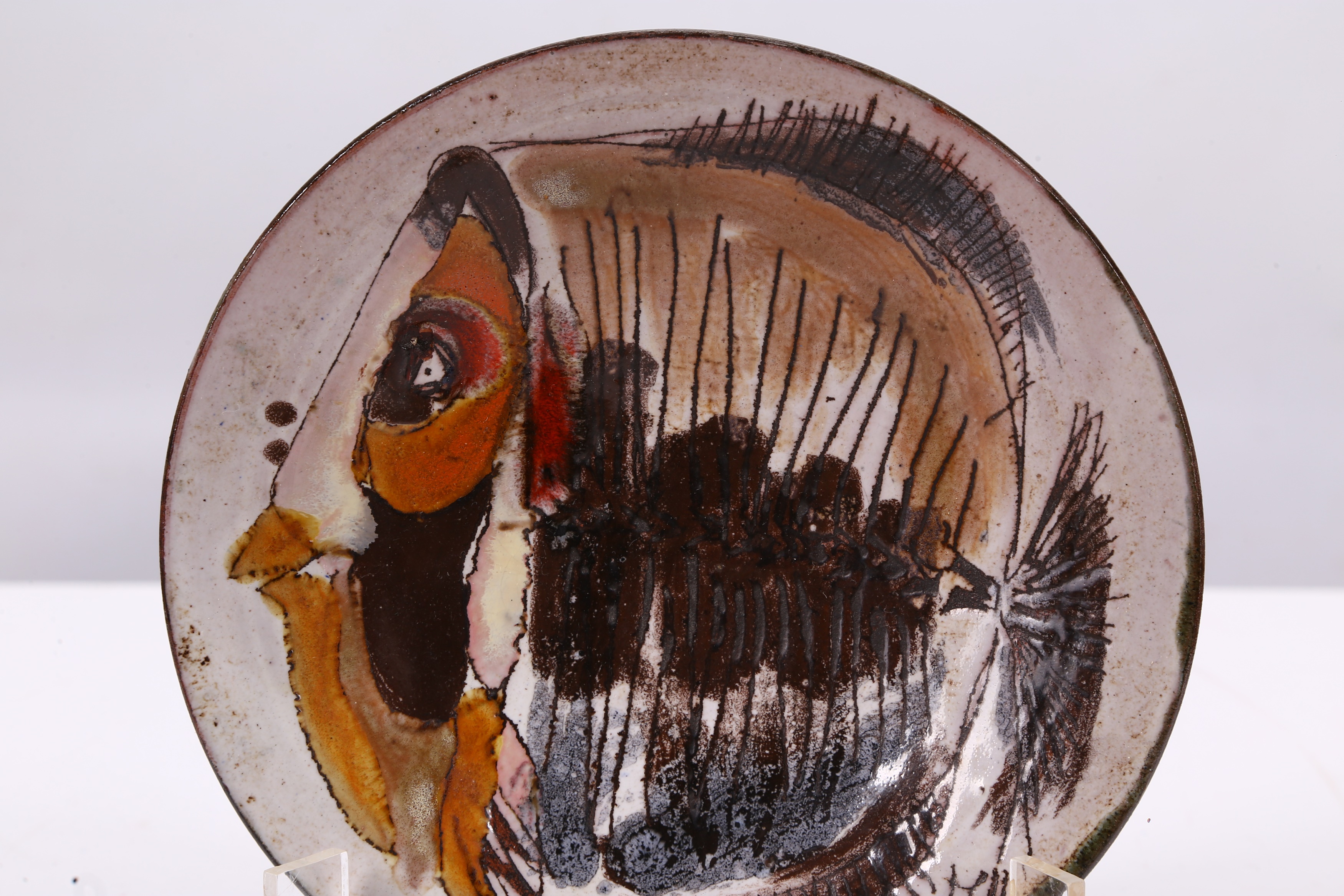 Lot 357 - A CHELSEA STUDIO POTTERY DISH BY JOYCE