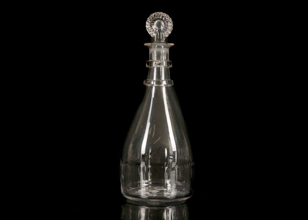 Lot 168 - AN IRISH (WATERLOO GLASS CO.) PINT DECANTER