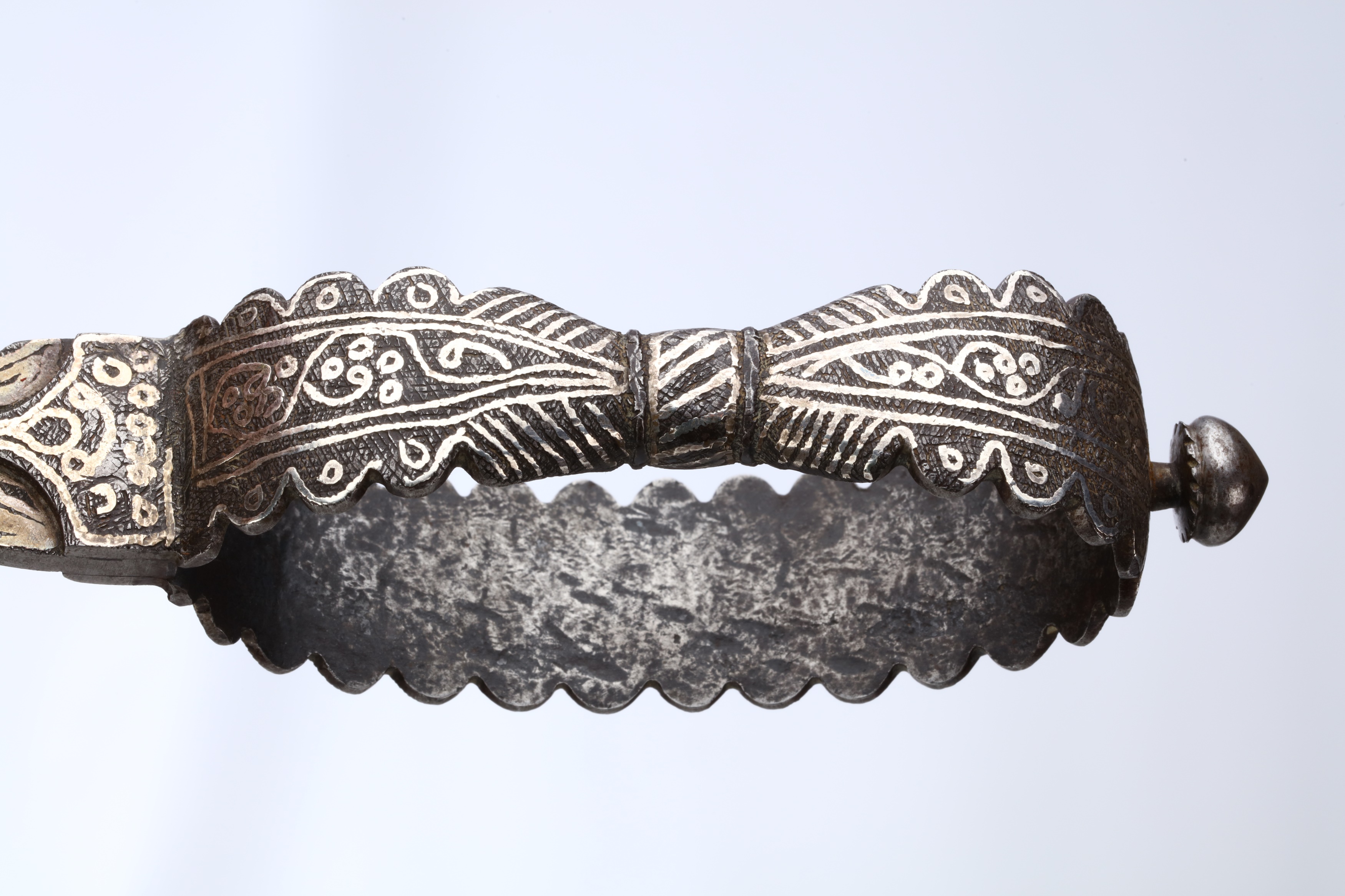 Lot 131 - AN INDIAN BICHWA TYPE DAGGER, with silver