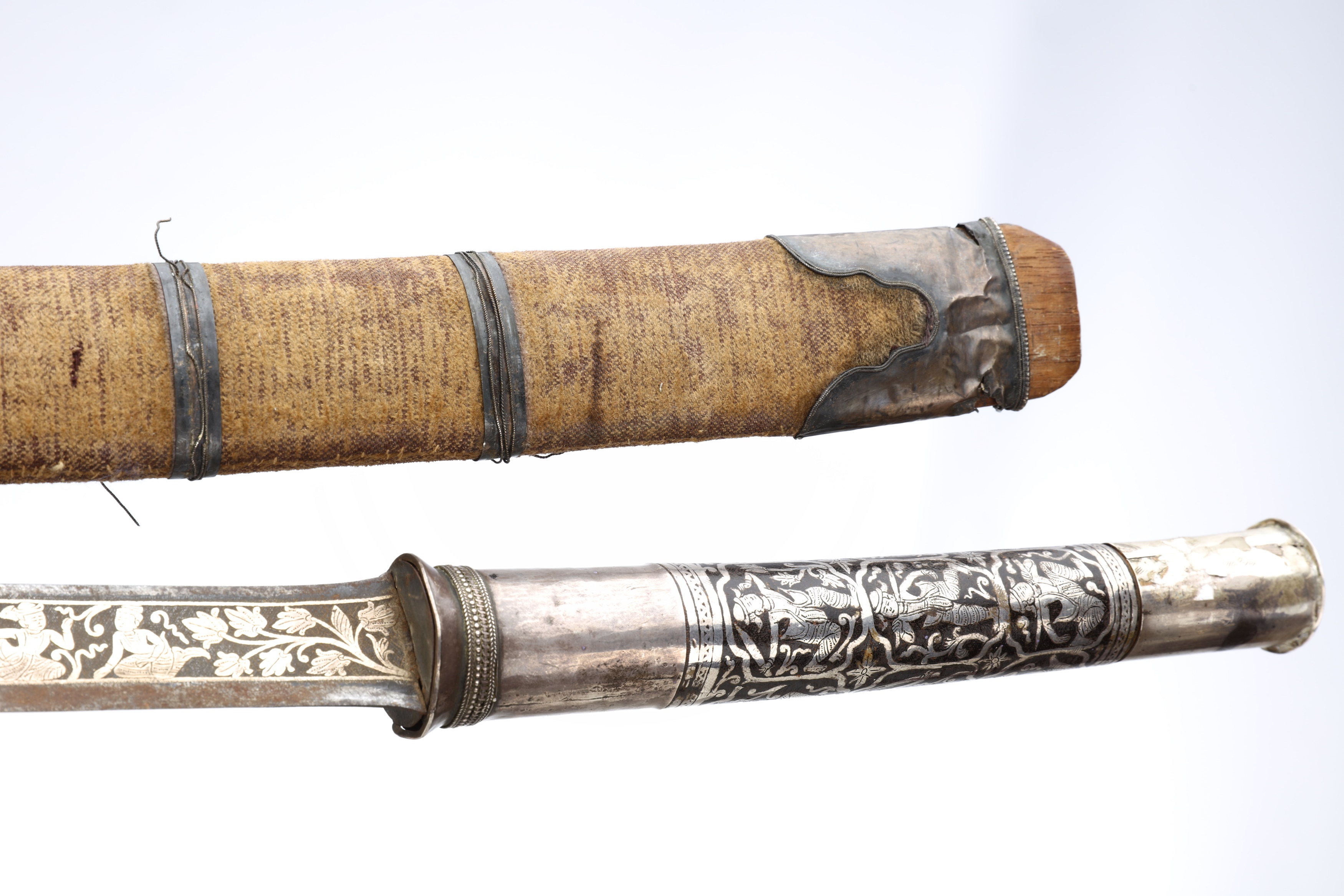Lot 137 - A BURMESE DHA SWORD, having a fine quality