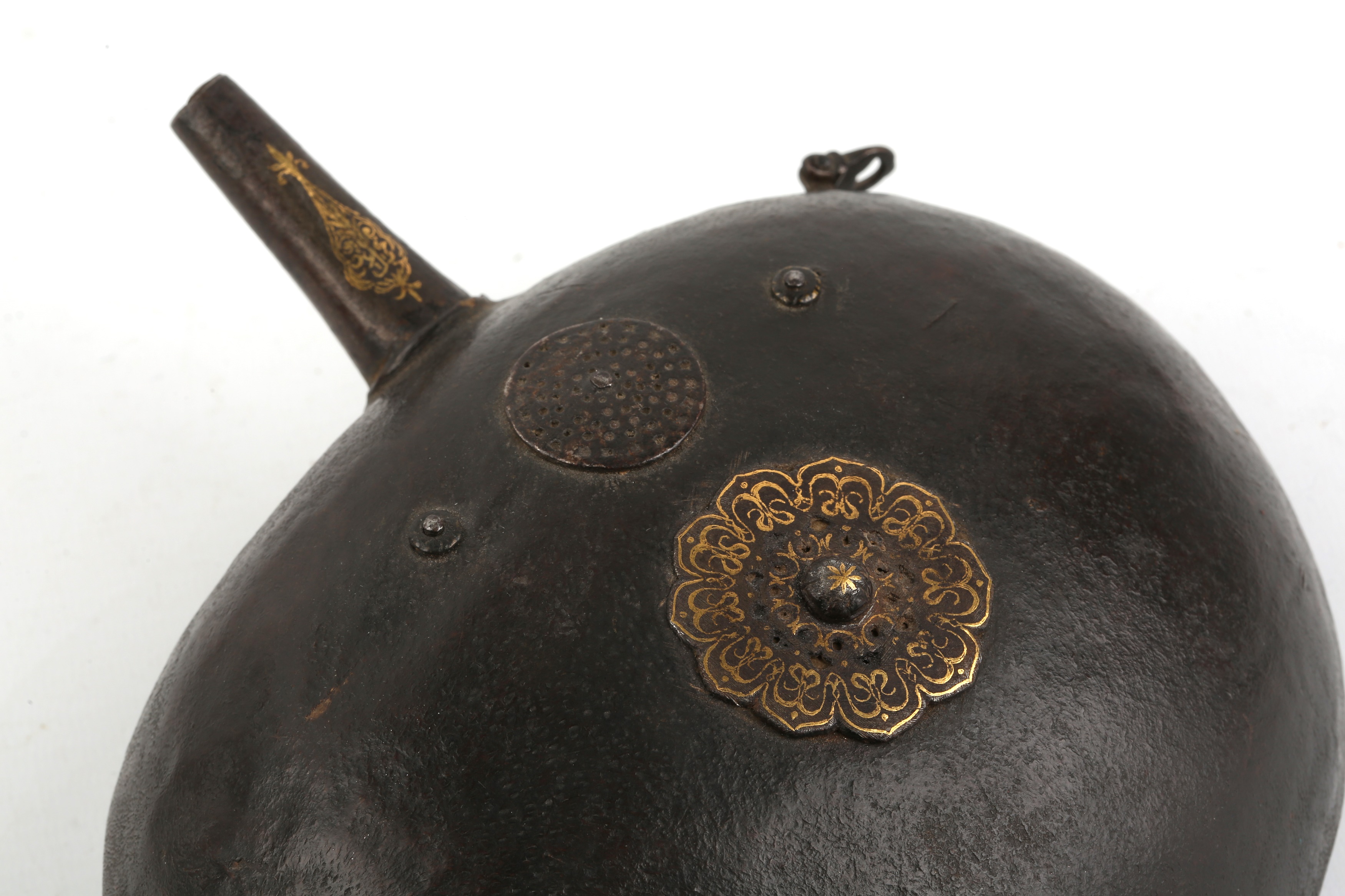 Lot 73 - AN OTTOMAN POWDER FLASK Ottoman Turkey, 17th