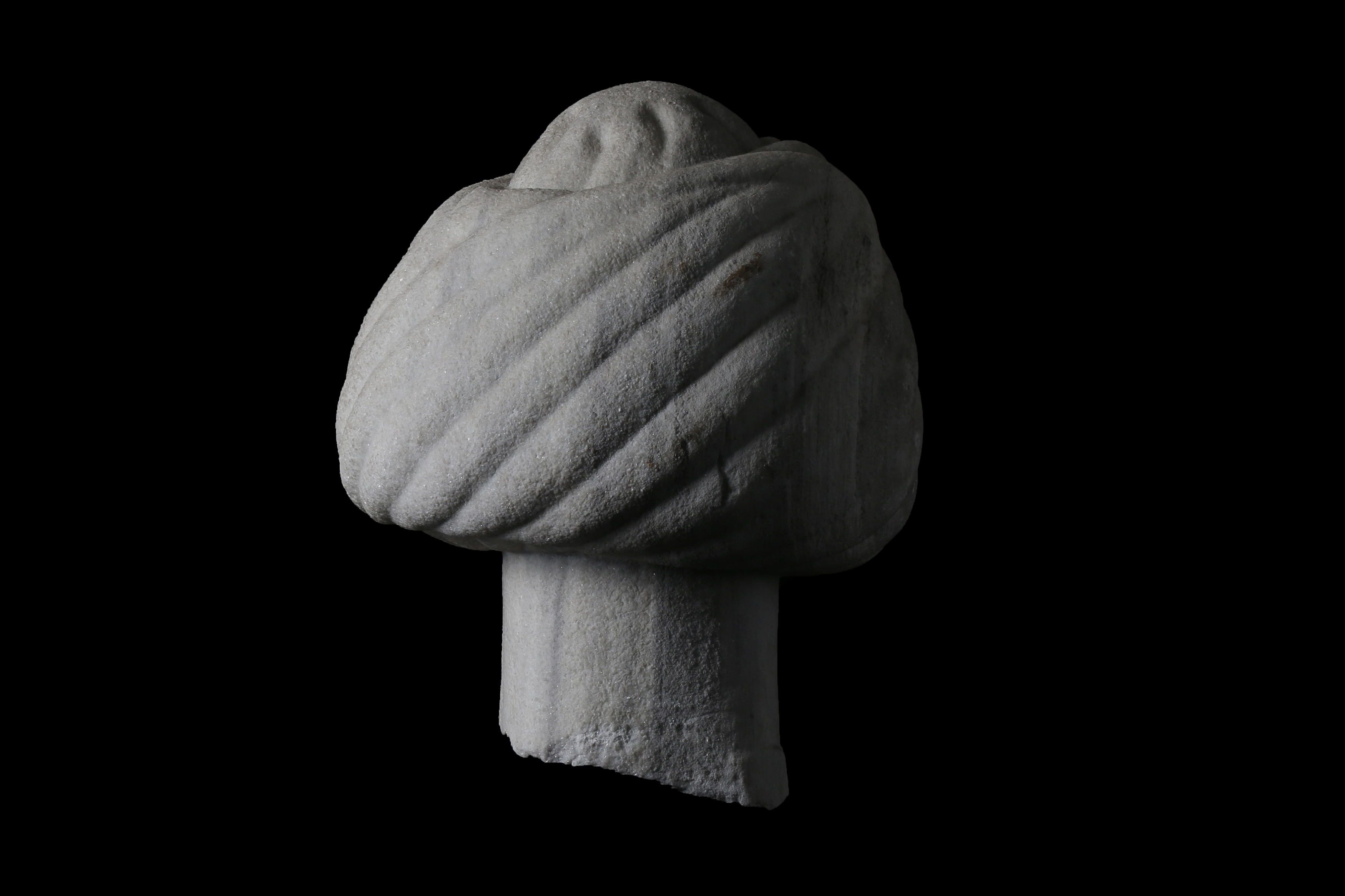 Lot 69 - AN OTTOMAN CARVED MARBLE TURBAN Ottoman