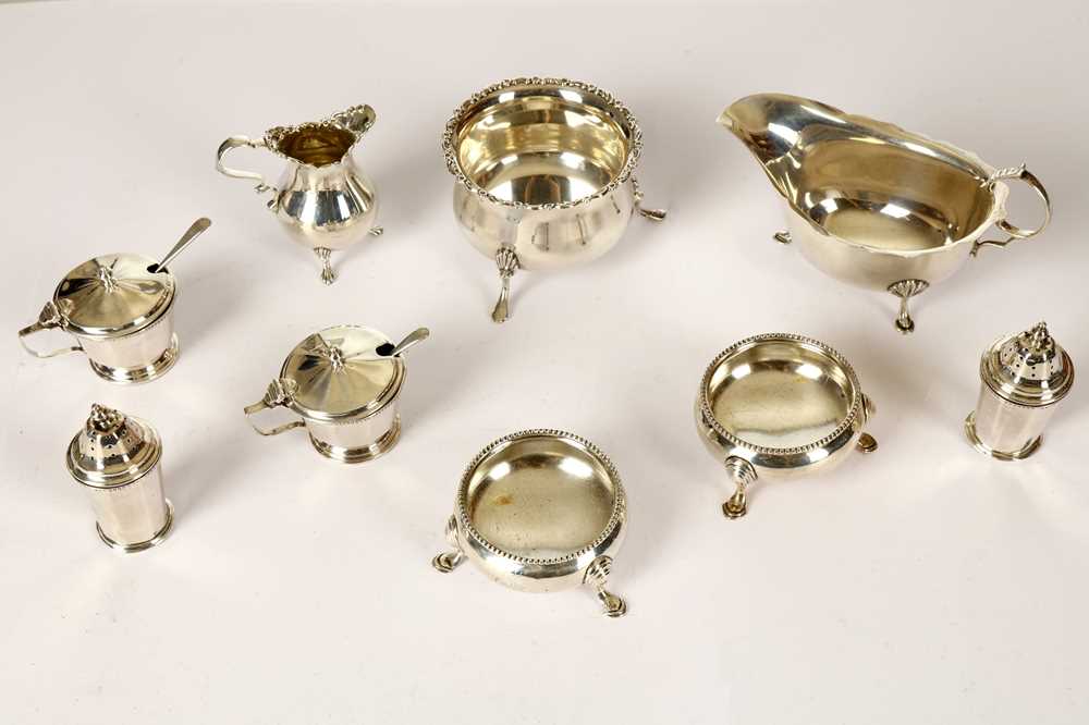 Lot 15 - A mixed group of antique sterling silver