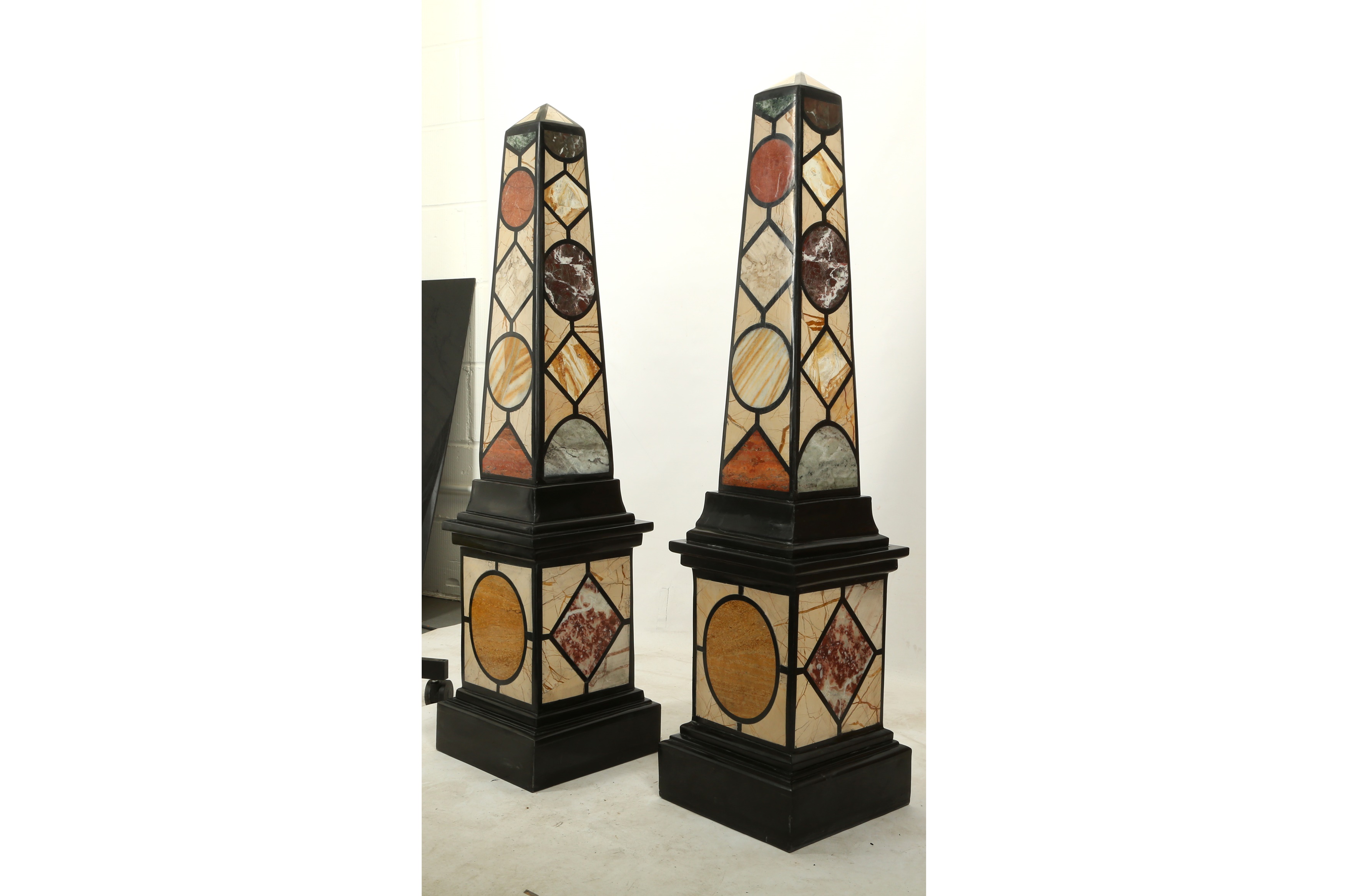 Lot 135 - A LARGE PAIR OF ROMAN STYLE SPECIMEN MARBLE