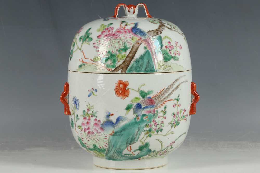 Lot 426 - A Chinese oval form box and cover with