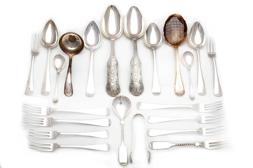Lot 231 - A mixed group of antique Dutch silver