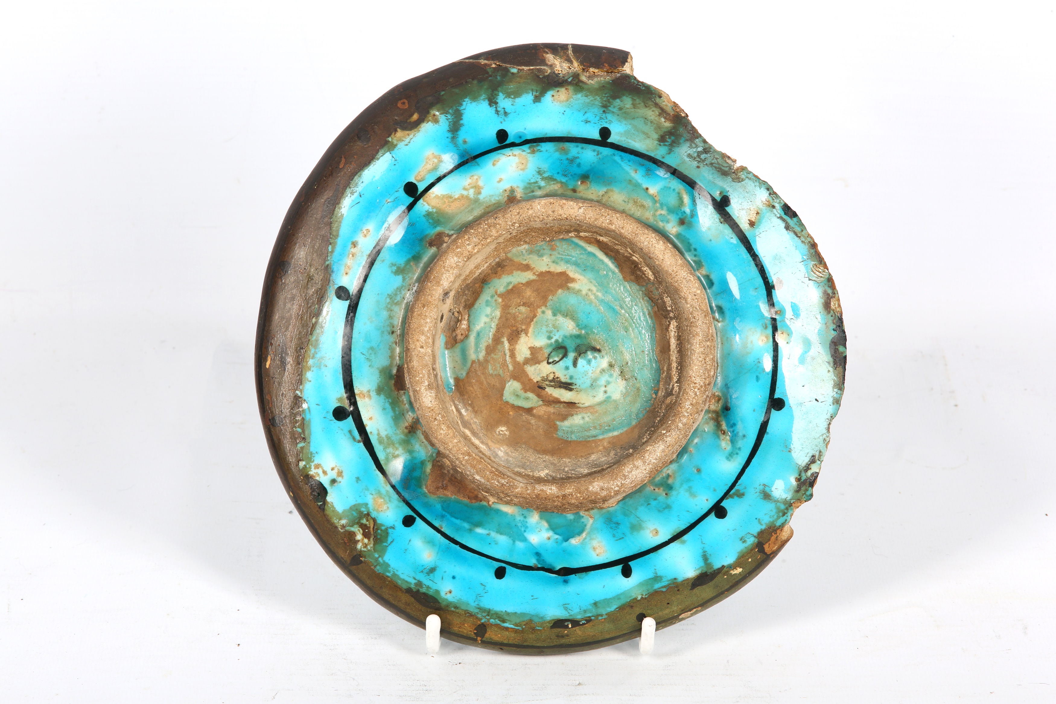 Lot 87 - A DAMASCUS TURQUOISE-GLAZED POTTERY DISH
