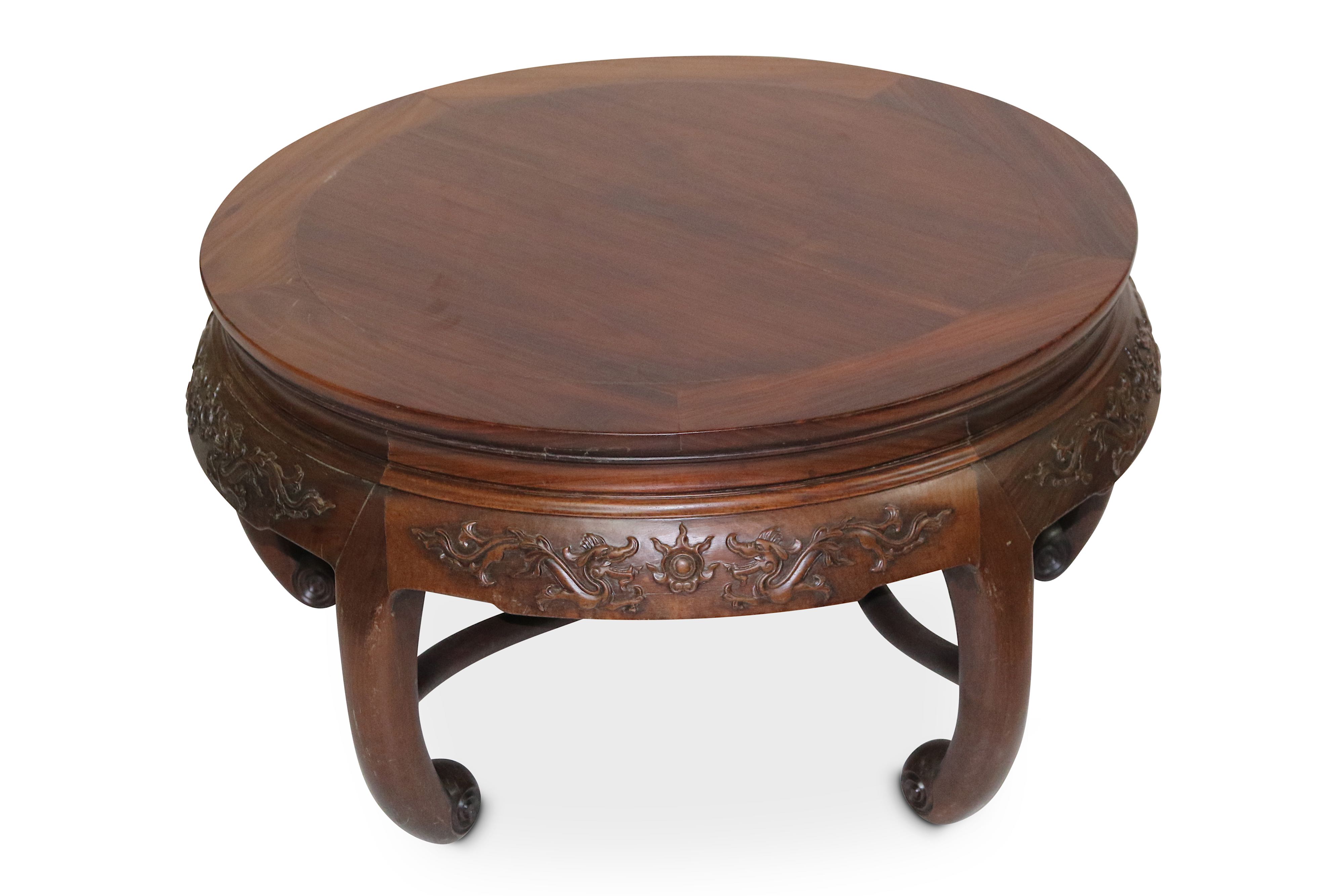 Lot 444 - A CHINESE CIRCULAR HONGMU TABLE. Late Qing