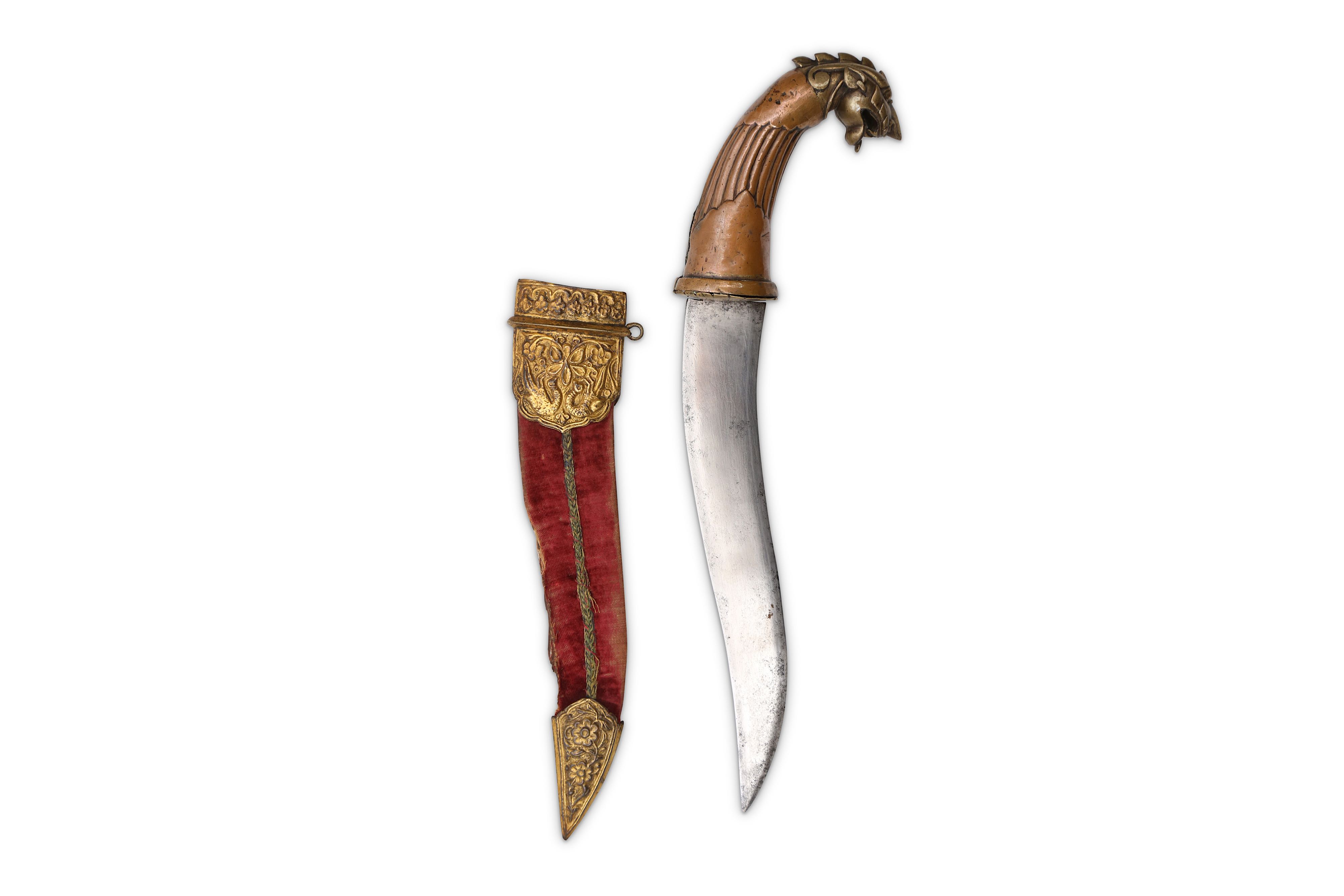 Lot 363 - A SOUTH INDIAN DAGGER (KHANJAR) Thanjavur