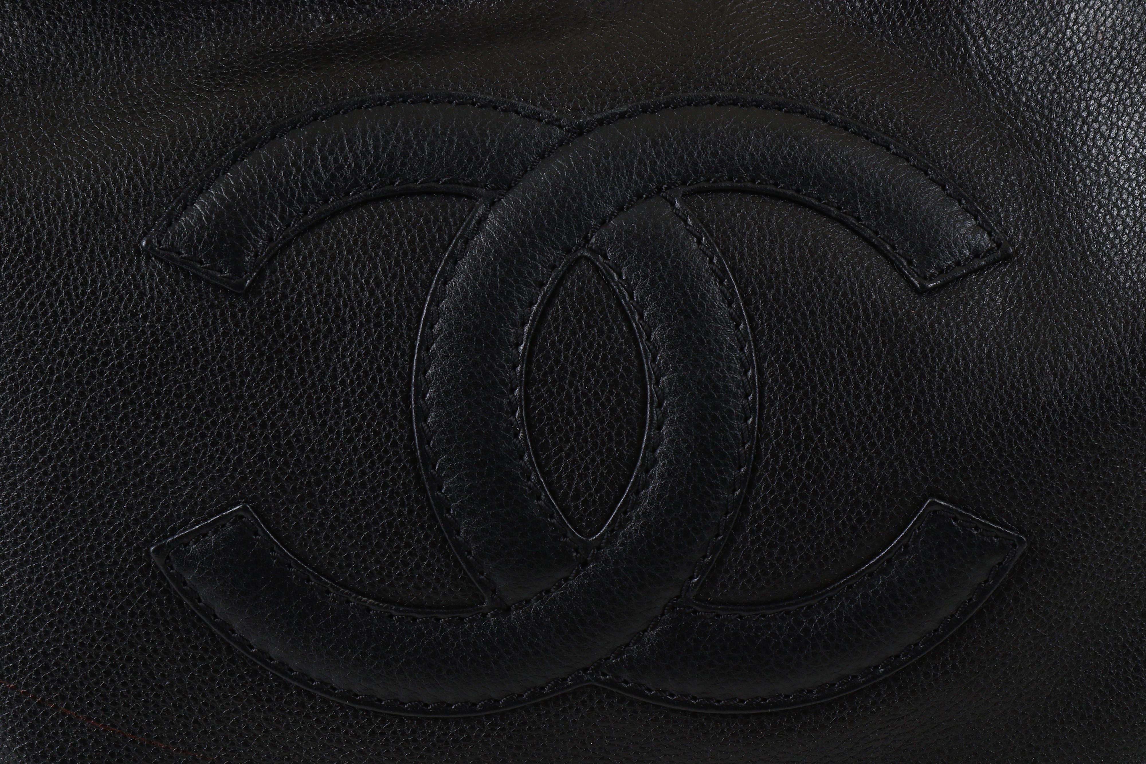 Lot 150 - Chanel Black leather Shopper, c. 2003-04, CC