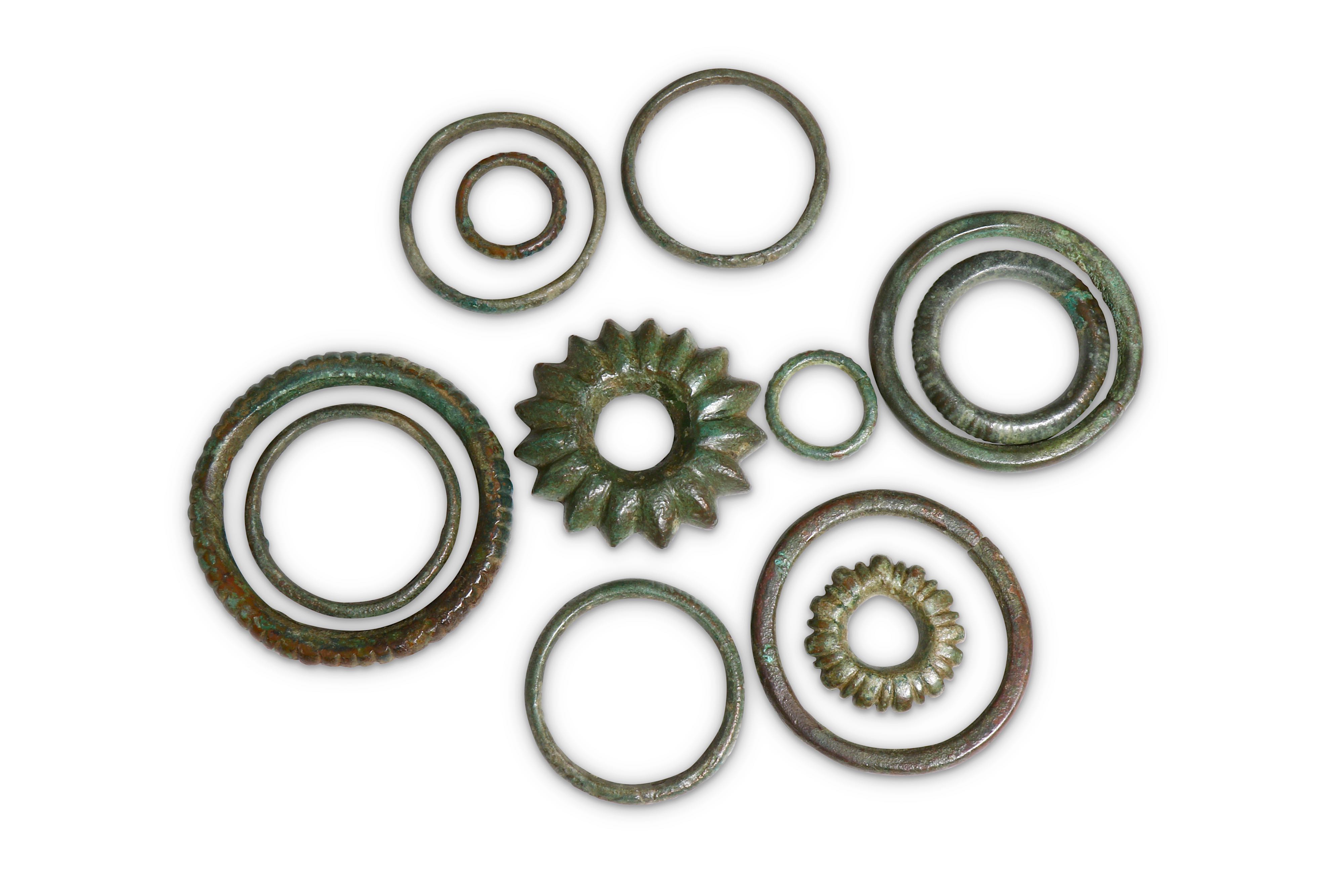 Lot 57 - A GROUP OF BRONZE AGE RINGS Circa 1st