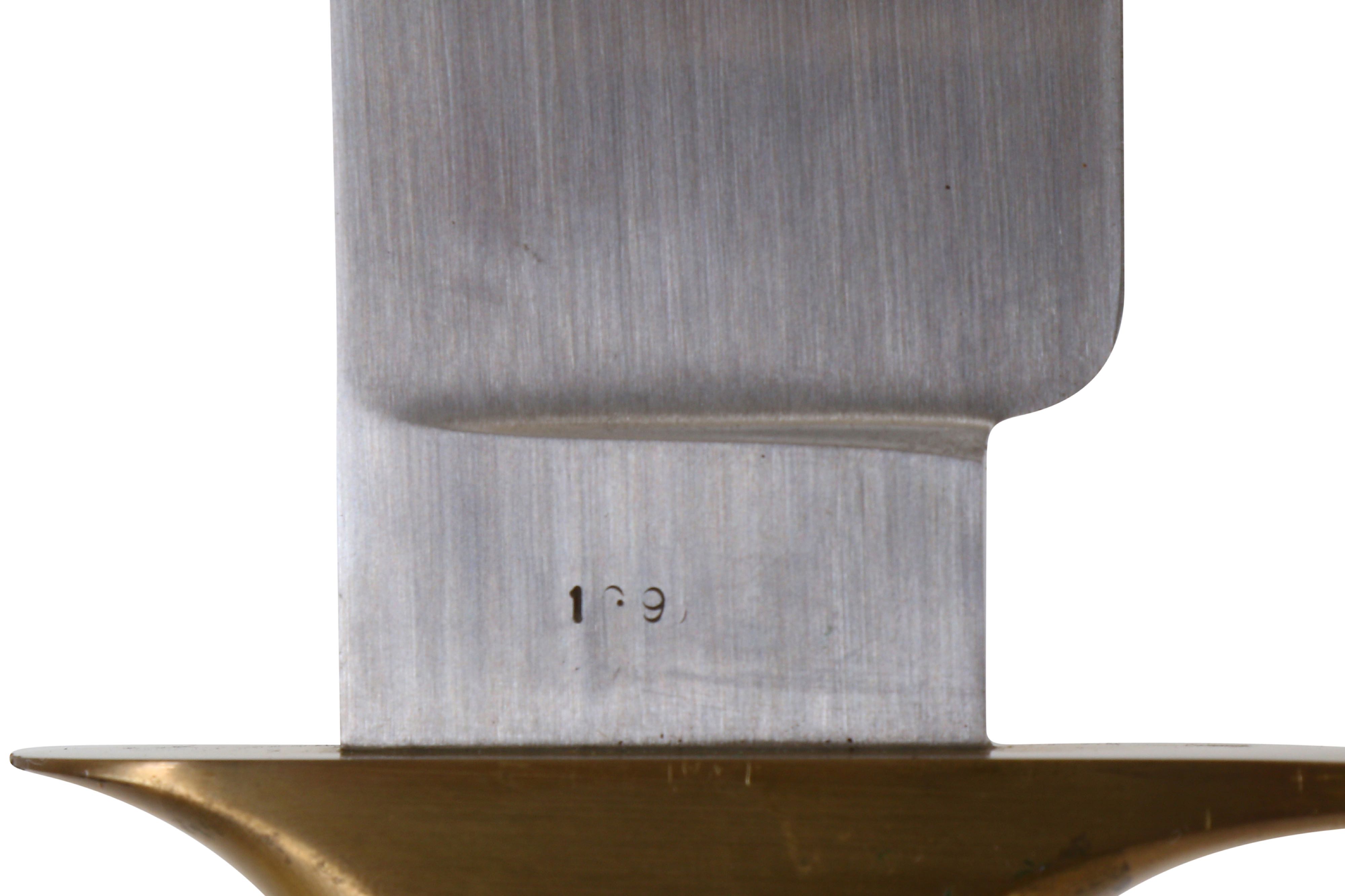 Lot 113 - A modern Bowie knife by maker Phillip Patton,