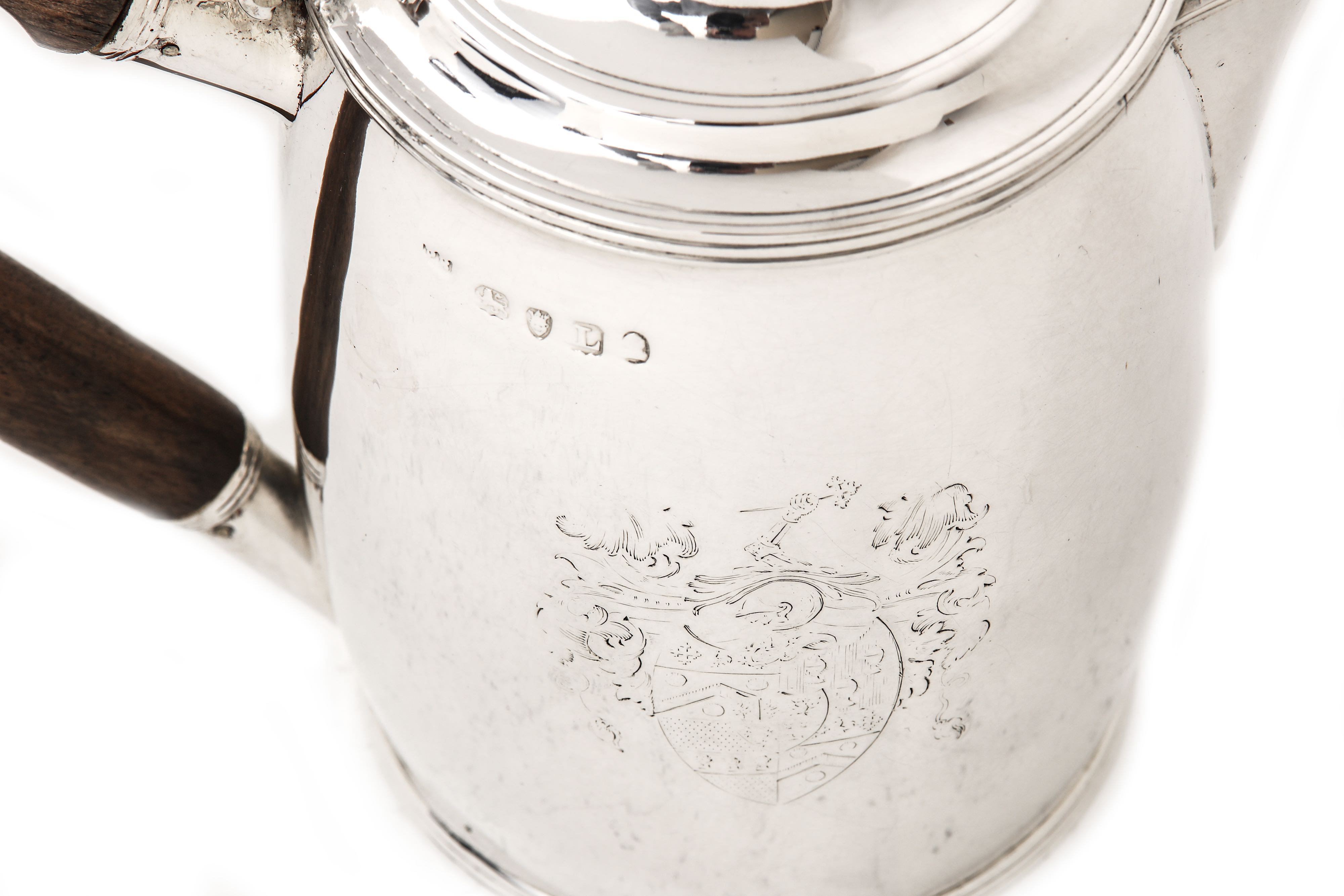 Lot 40 - A George III sterling silver hot water pot,