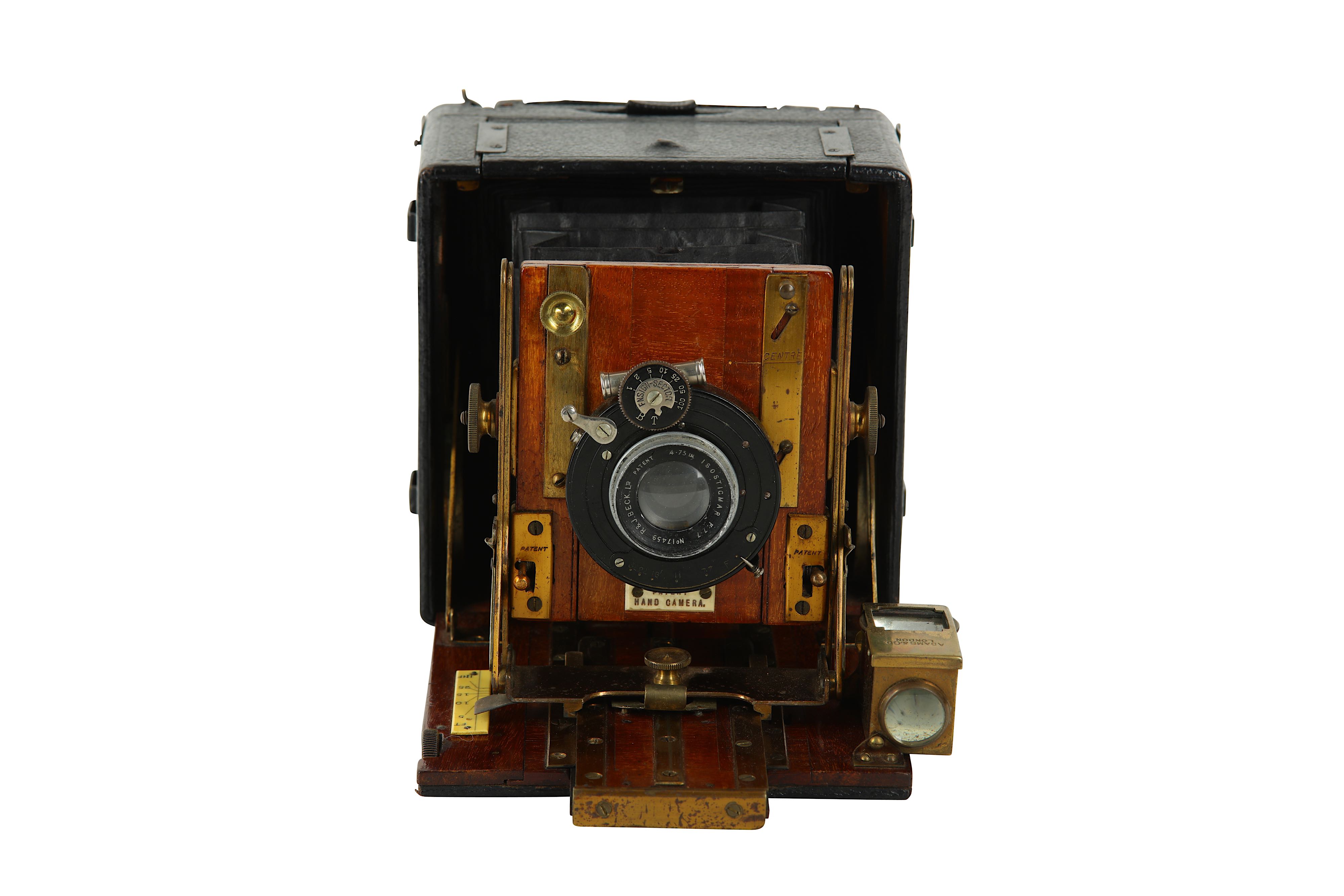 Lot 129 - A Sanderson Hand Camera Date: 1905 Body: G