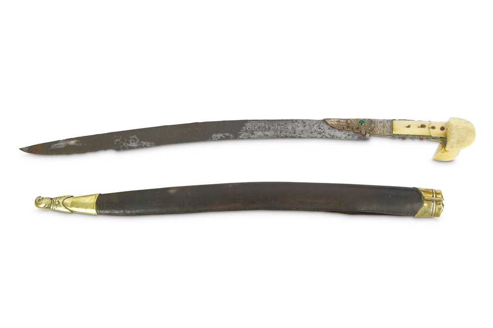 Lot 8 - A 19th century Ottoman Turkish yataghan sword.
