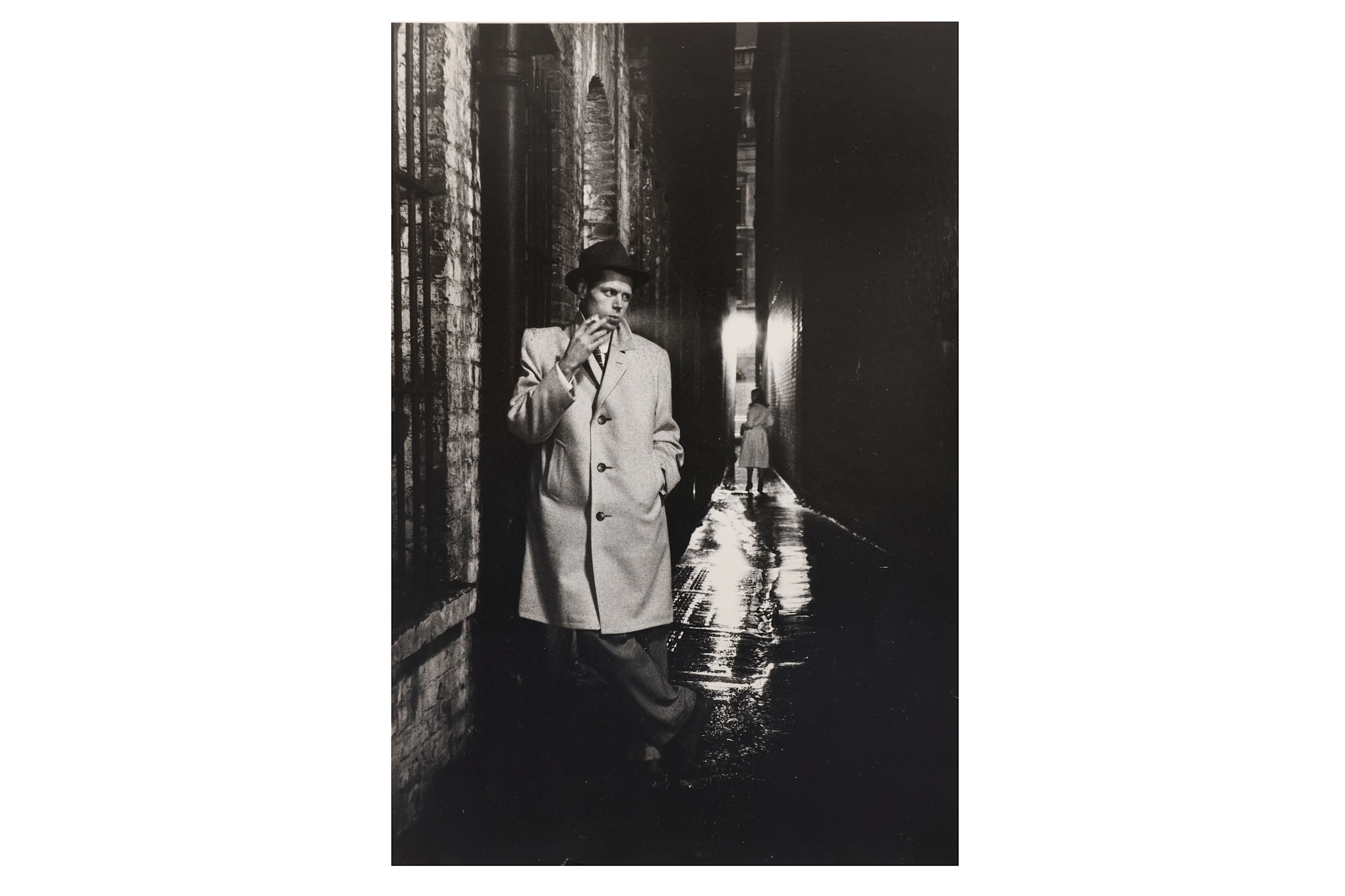 Lot 172 - Bert Hardy 1913-1995 STRAND CIGARETTES