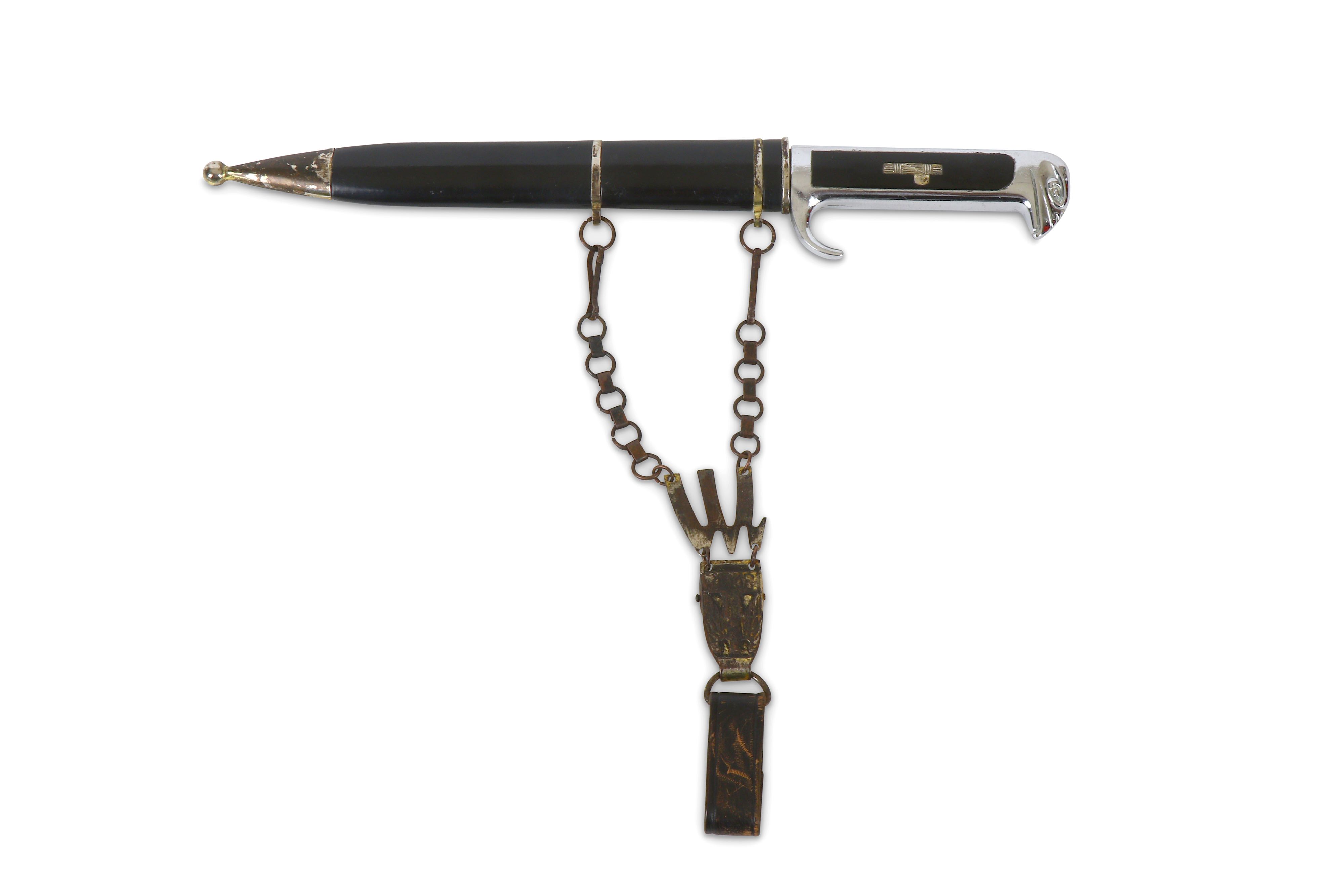 Lot 141 - A rare WW2 era Italian Fascist dress dagger.